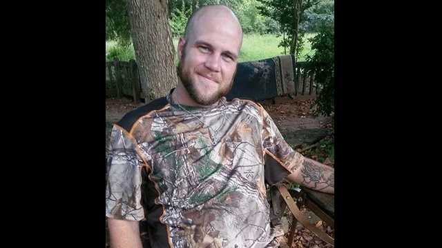 Deputies search for suspect they say shot, injured man