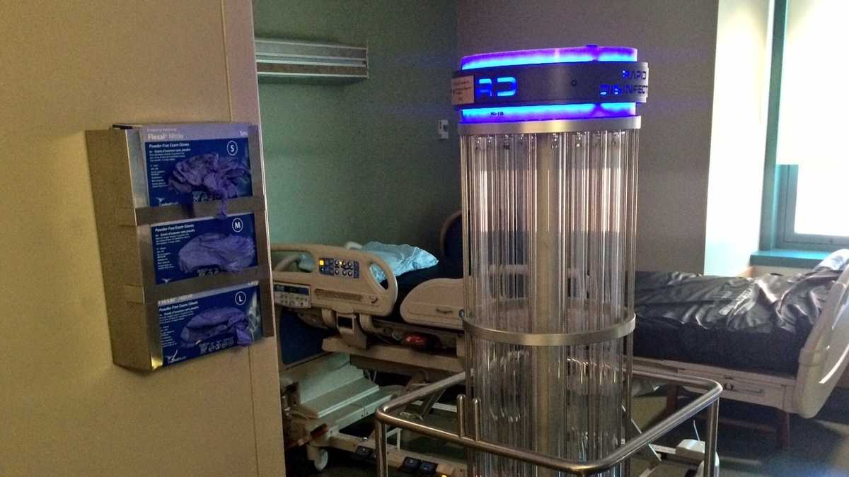 Hospital uses glowing 'robot' to kill germs