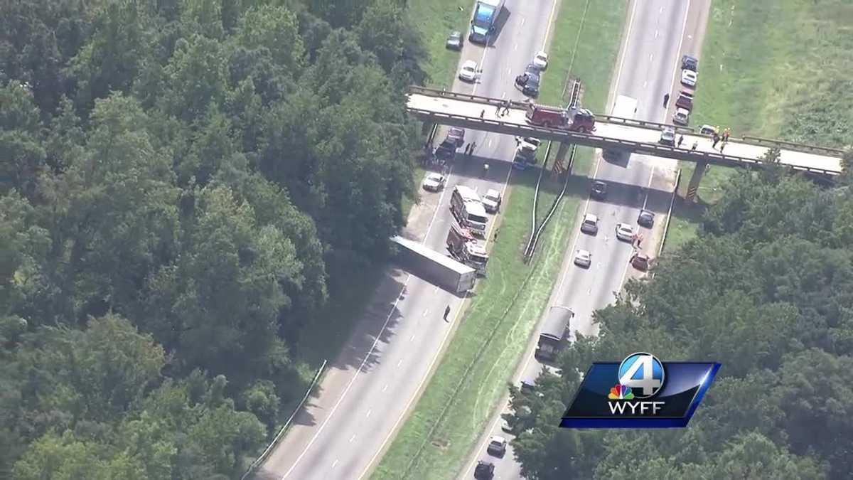 Sky 4 pictures: I-26 shutdown after 2 crashes