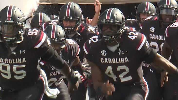 South Carolina holds off East Carolina in Will Muschamp's home debut South Carolina holds off East Carolina in Will Muschamp's home debut