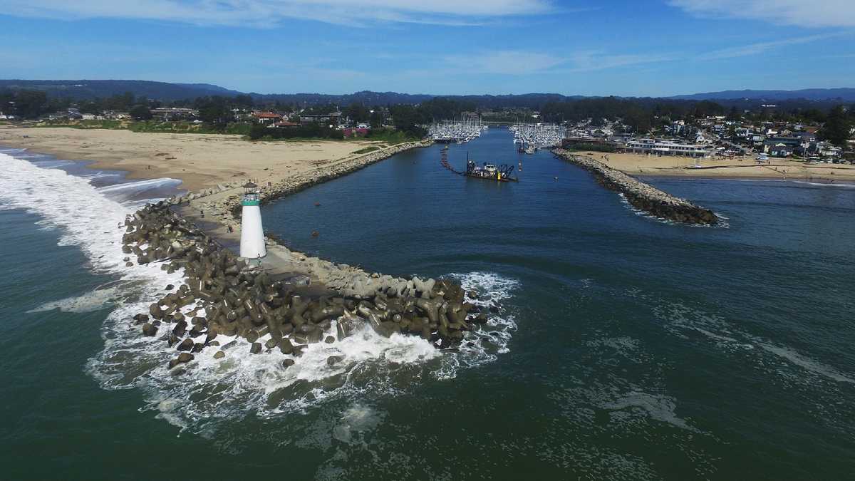 Santa Cruz harbor debuting new dredging vessel