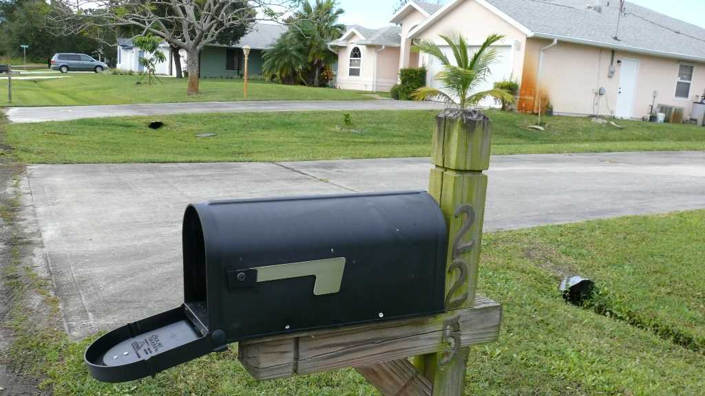 Photos: Acid bomb explodes in PSL mailbox