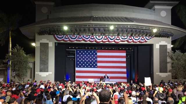 Thousands show up for Trump rally in Boca Raton