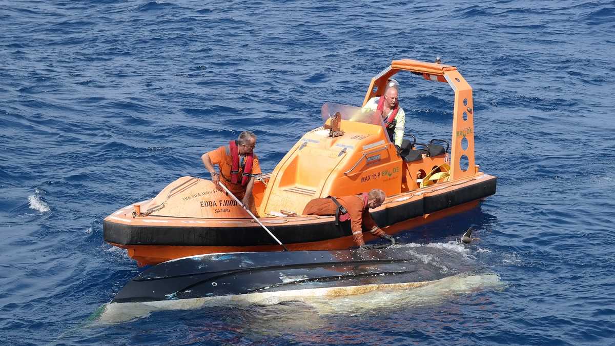 NEW: Photos of Austin Stephanos boat