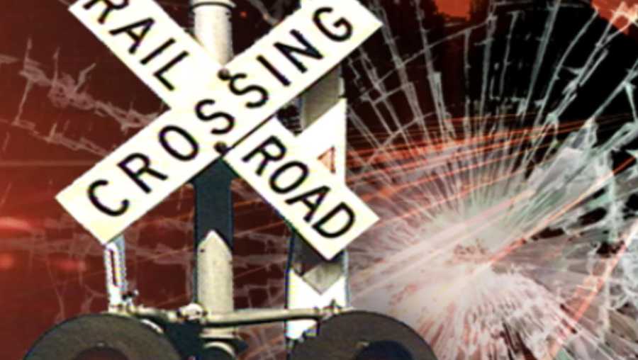 Three injured as slow-moving train crashes into car in Rincon