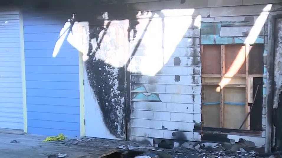 Fire sparked by fireworks damages popular Florida cafe