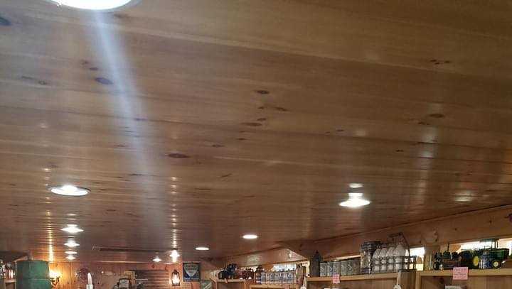 New Hampshire's best country stores of 2025