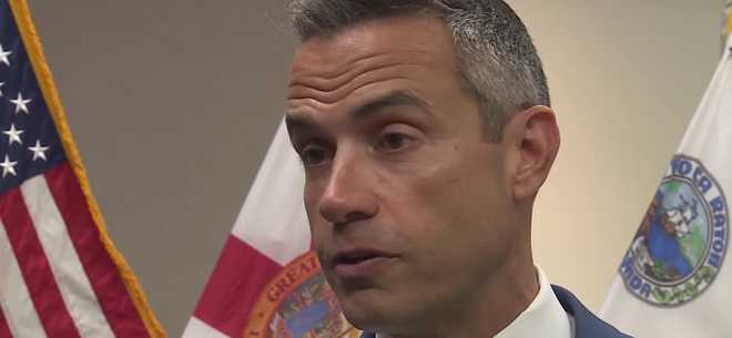 Boca Raton begins new chapter as Andy Thomson sworn in as mayor