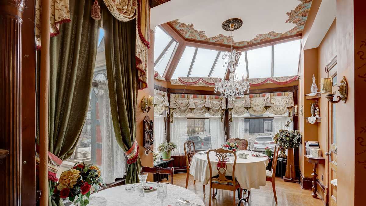 Photos: Schuster Mansion in Milwaukee