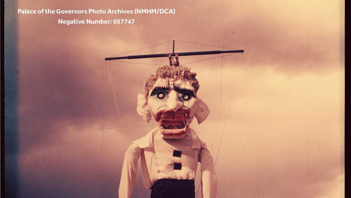 Zozobra through the years