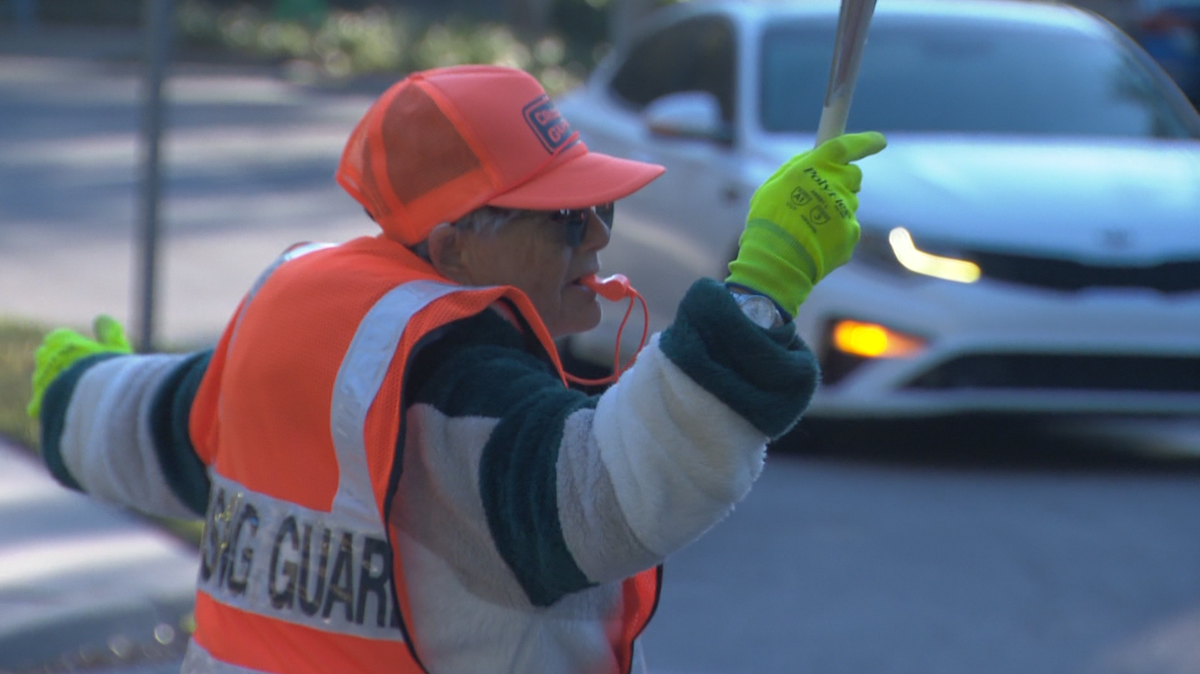 Beloved Orange County crossing guard celebrates 40 years on the job