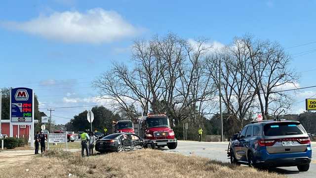 GSP: 1 person airlifted following two-car collision