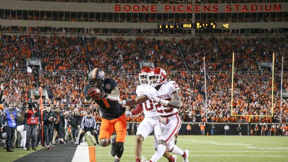 Oklahoma State breaks into AP top 5, Sooners fall after Bedlam loss
