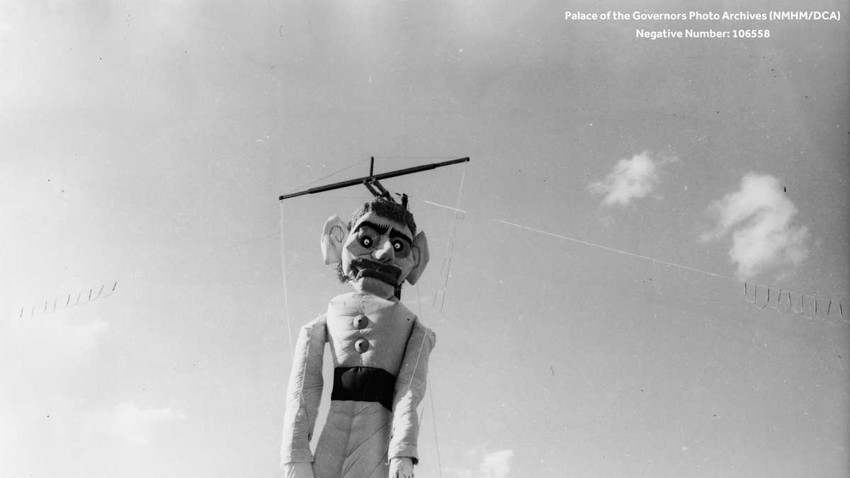Zozobra through the years