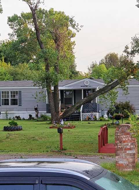 Gallery: Overnight severe storms cause damage in central Oklahoma Gallery: Overnight severe storms cause damage in central Oklahoma
