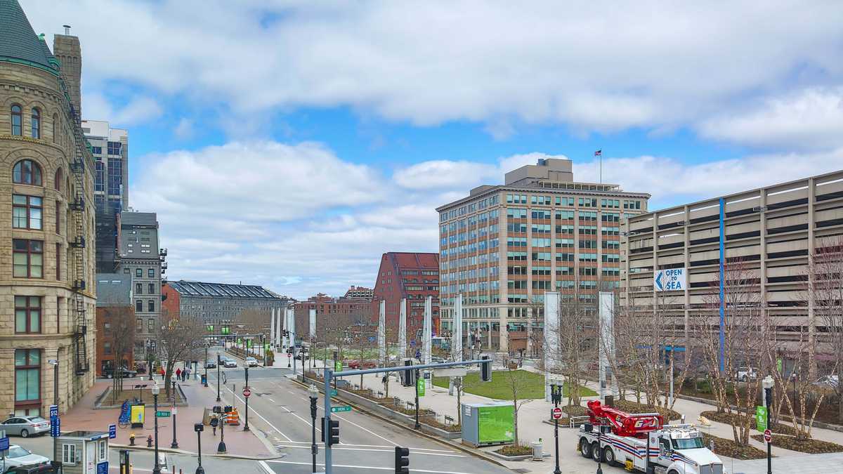 Condo overlooking the Greenway in Boston on market for $2.65M