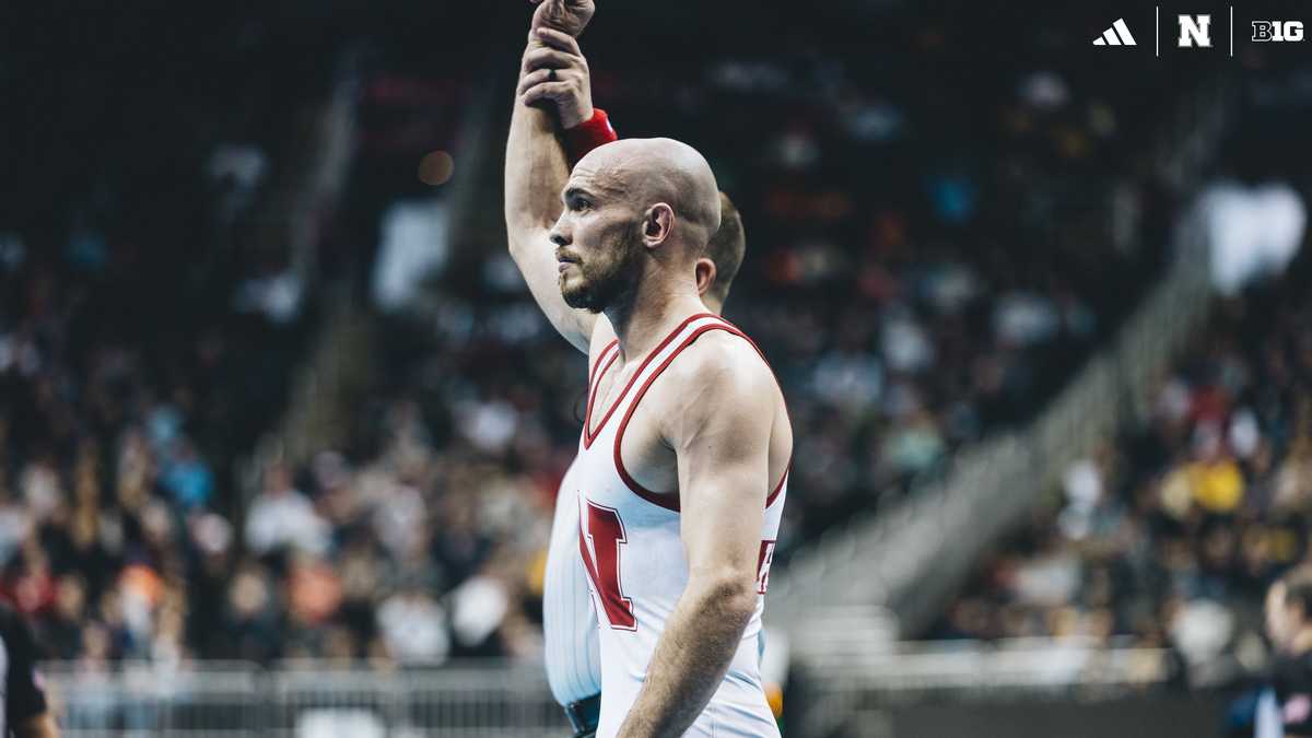 Nebraska wrestling faces medal round, Brock Hardy places in incredible ...