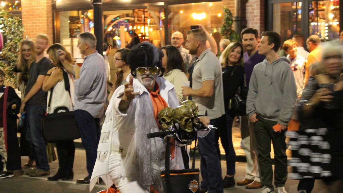 Images: Krewe of Boo creeps through NOLA with spooky parade