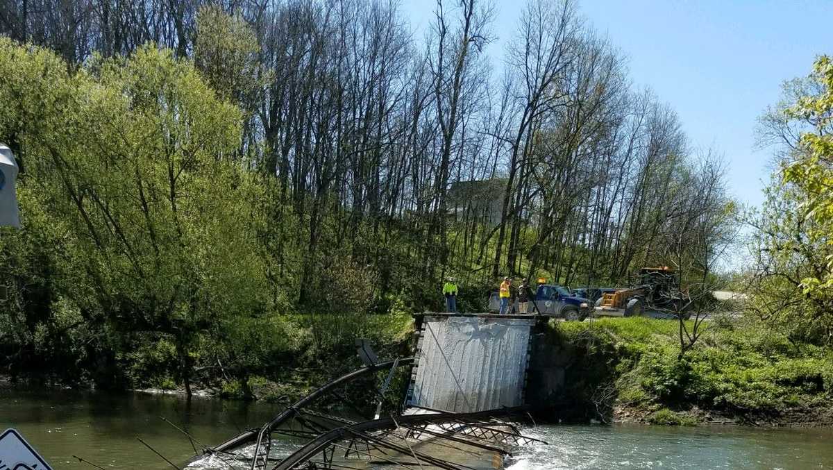 Small Iowa bridge collapses under weight of grain truck