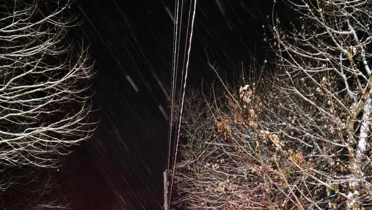 PHOTOS: Tractor-trailer jackknifes during snowstorm in Lancaster County ...