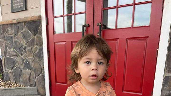 Georgia: Family photos of Quinton Simon, missing Savannah toddler