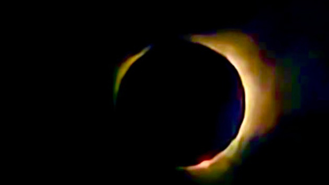 LOOK: Photos on flight to CVG during solar eclipse show glimpse of ...