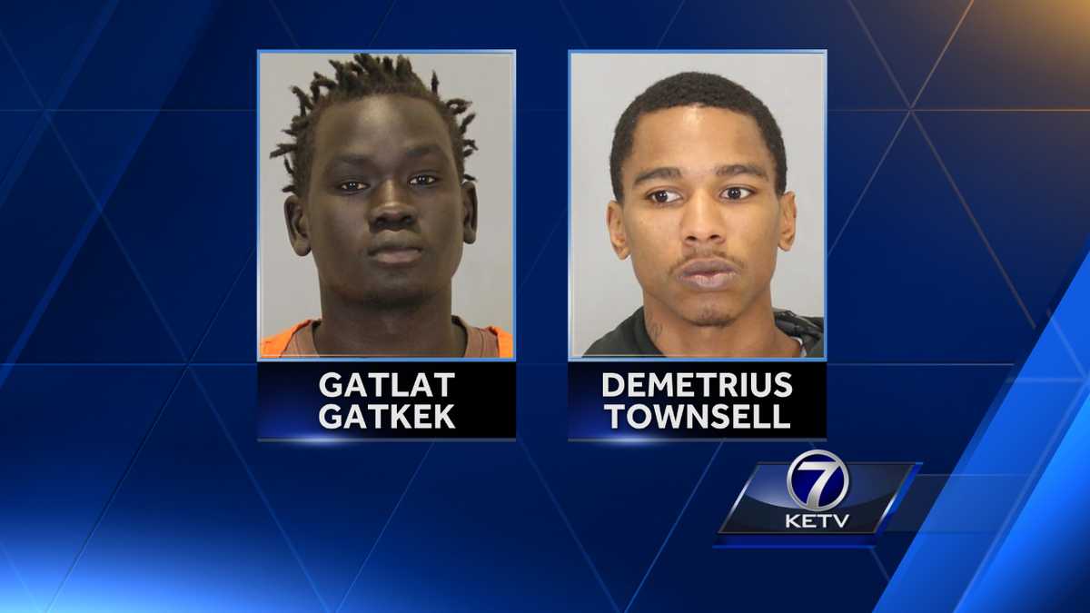 Omaha police arrest 2 suspects wanted on robbery warrants Omaha police arrest 2 suspects wanted on robbery warrants