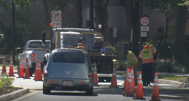 First floating bus stop installed in the city of Orlando