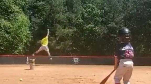 Georgia dad has best reaction to 4-year-old son's first home run