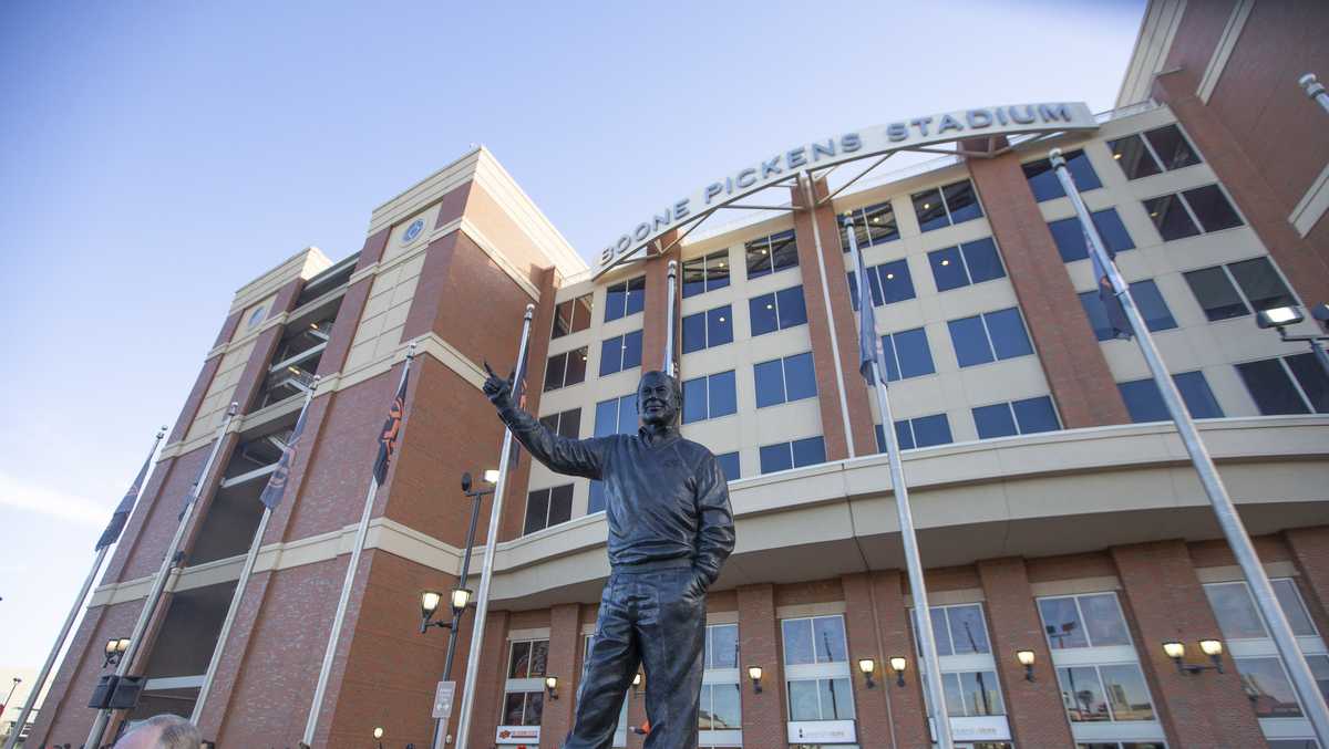 BOONE PICKENS: OSU unveils statue to honor late alum, megadonor