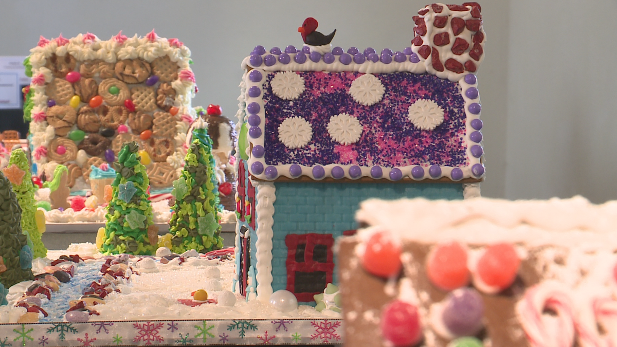 Slideshow: Gingerbread houses