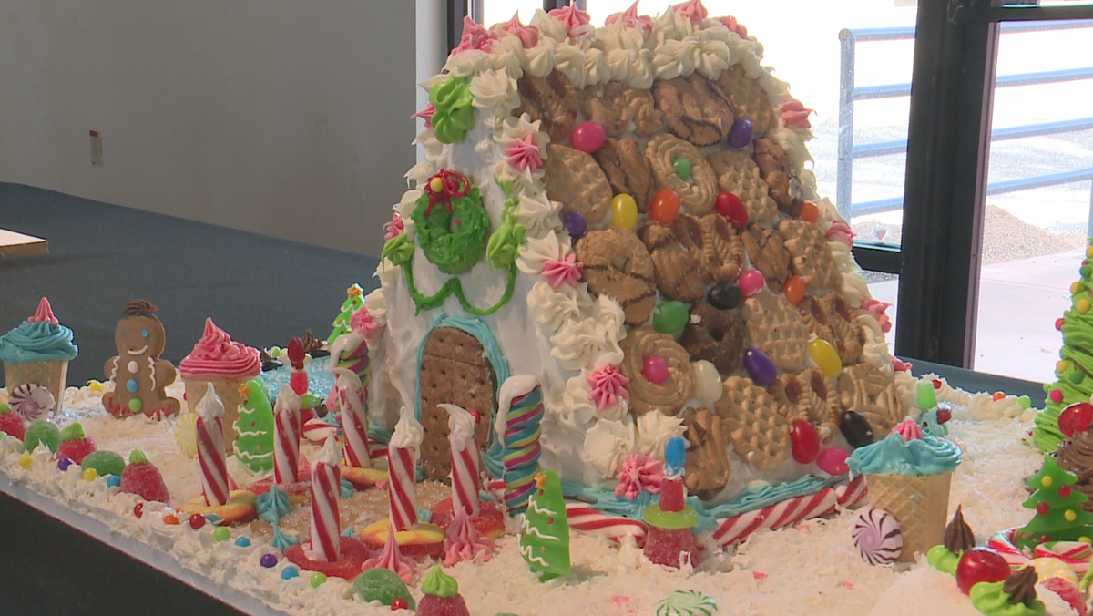 Slideshow: Gingerbread houses