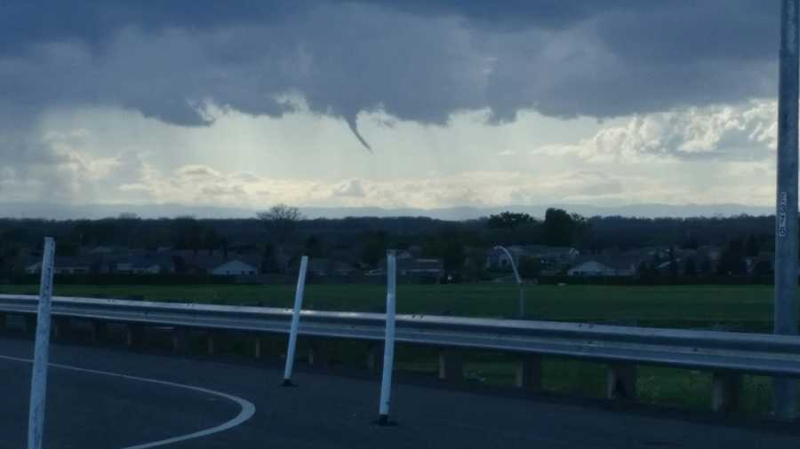 Funnel cloud spotted near Plumas Lake
