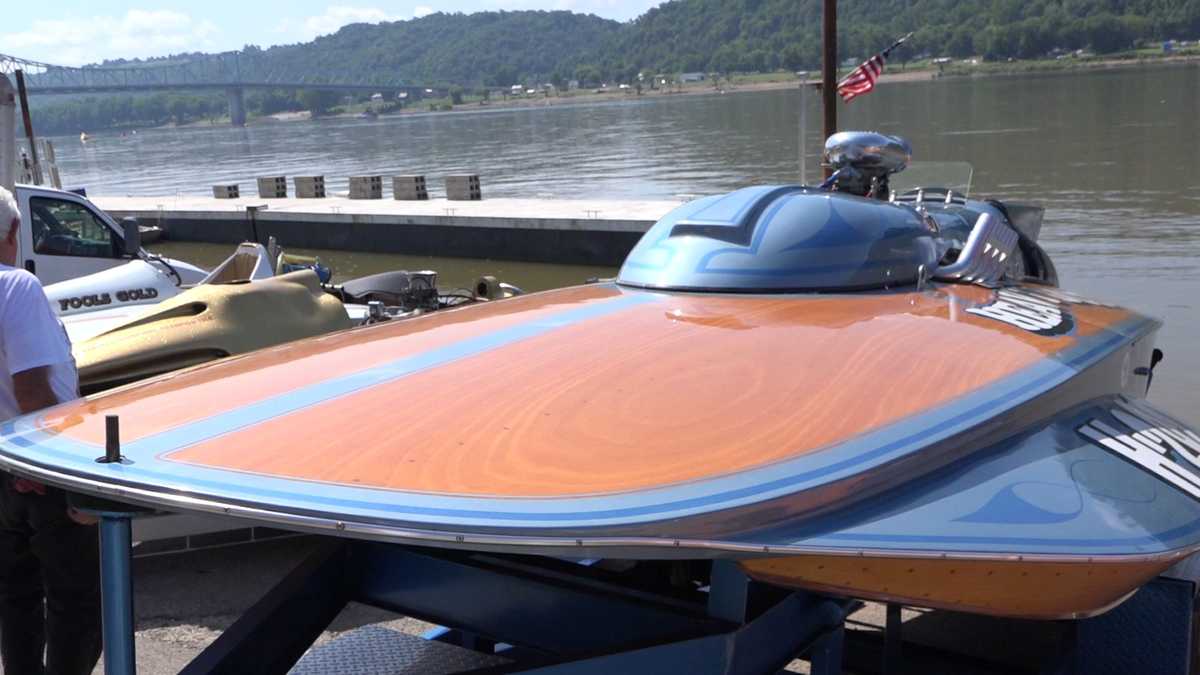 Vintage hydroplane driver killed during testing for Madison Regatta