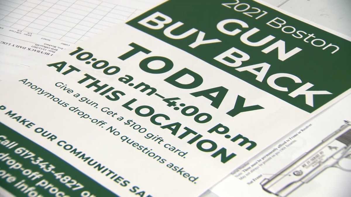 Boston Police Department holds 'Guns for Gift Cards' event