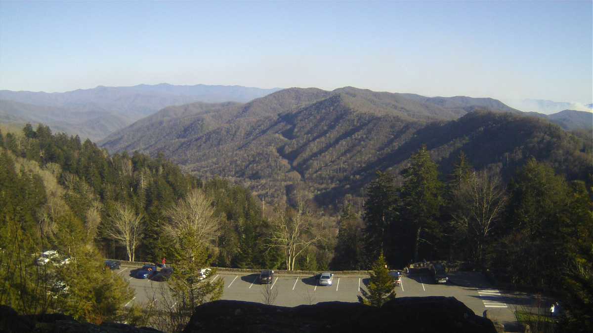 Park closes NC trails and backcountry campsites due to fire