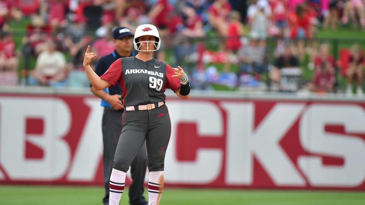 Arkansas wins game one in Fayetteville Regional