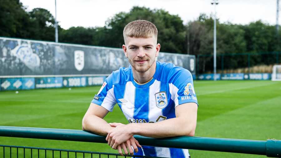 Sacramento Republic FC gets striker on loan from England club