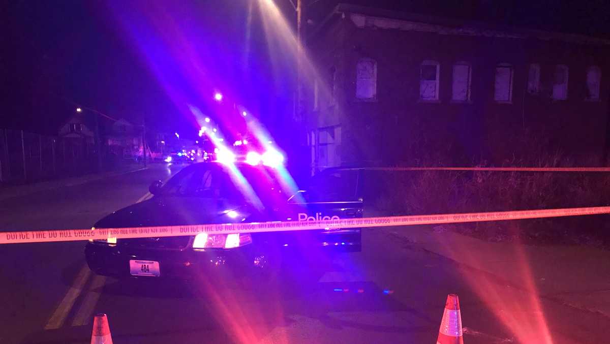 Kansas City Police investigate double homicide Kansas City Police investigate double homicide