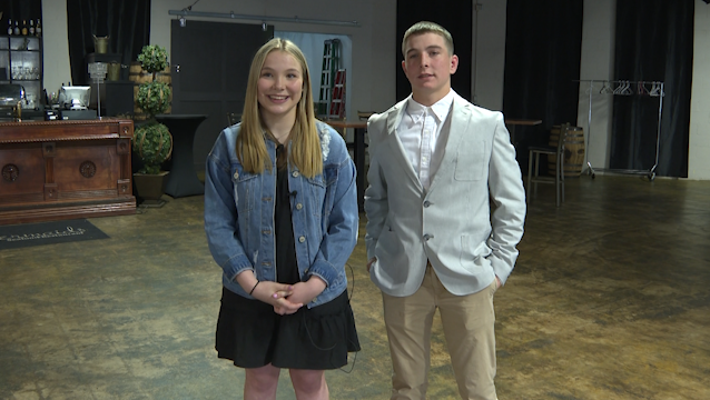 Rogers barber fundraises for Rogers Heritage wrestlers nationals