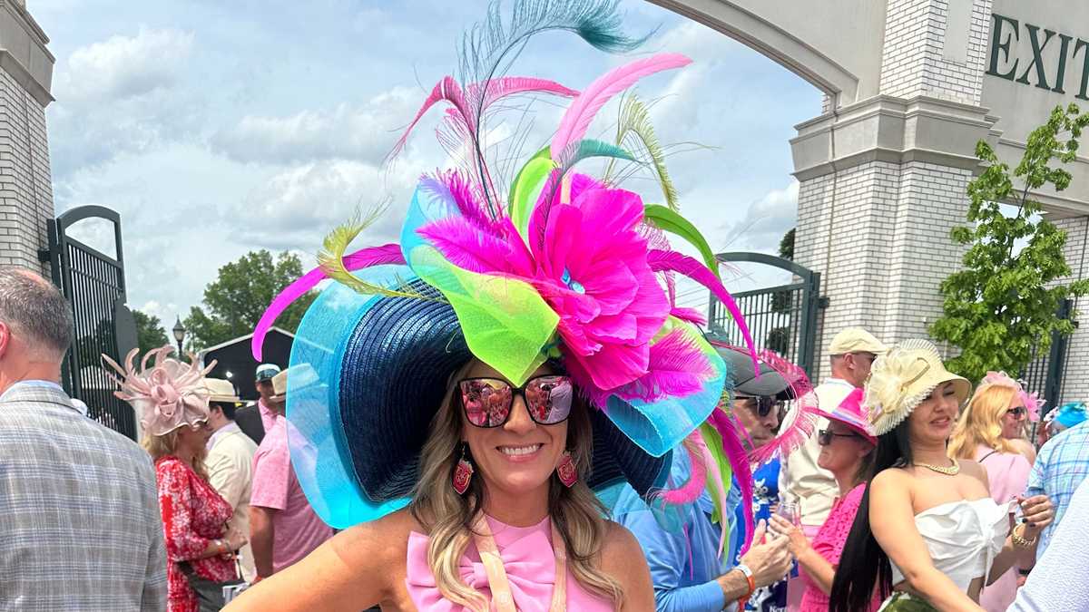 PHOTOS | The fashion 'pink out' at 2025's Kentucky Oaks