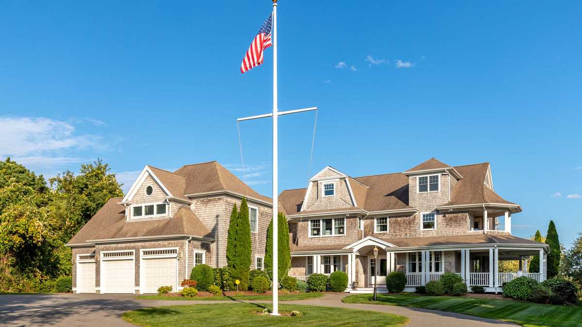 $1.99M home sits on 35 acres of land near coast