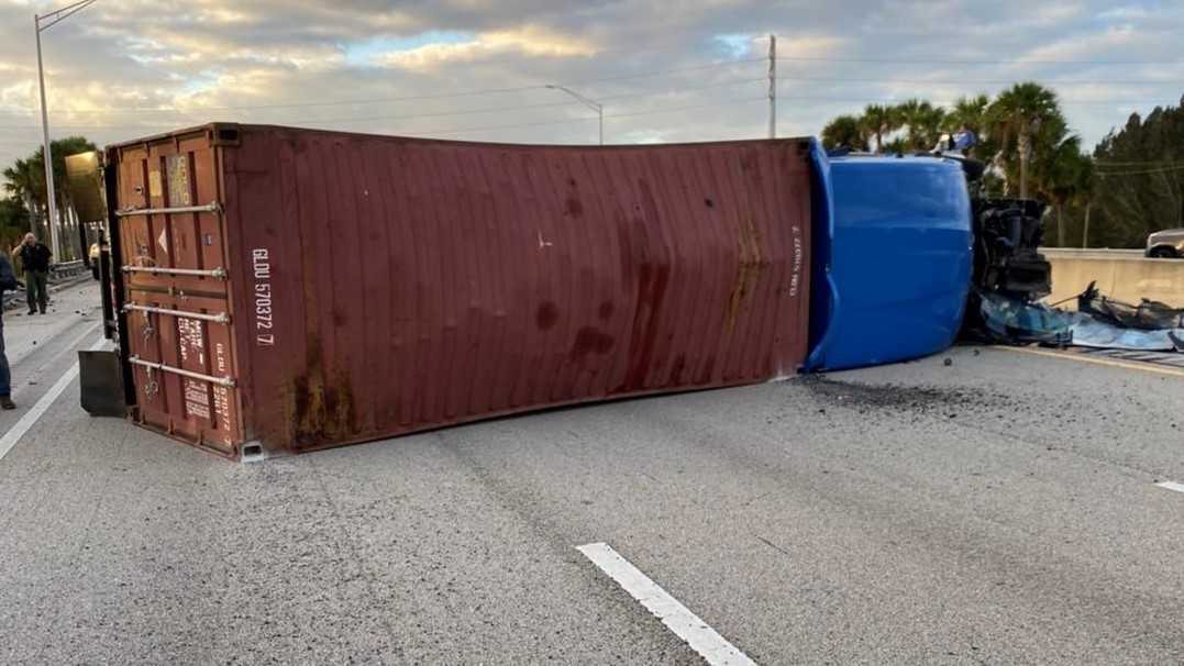 Florida traffic: Crash involving tractor-trailer on I-95