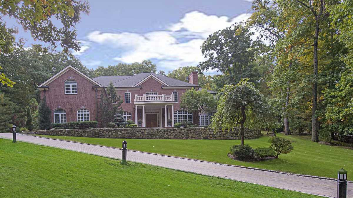 Exquisite custom built brick estate on market for $4.24M