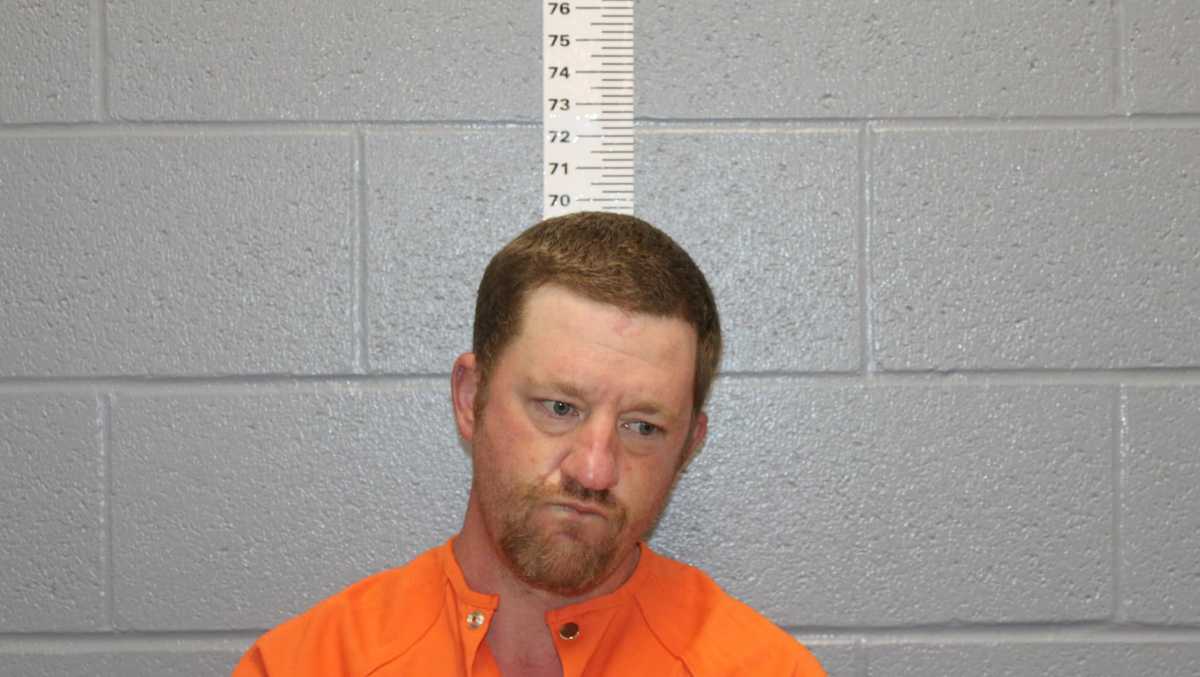 Undercover sting involving FBI leads to arrest of Bates County man