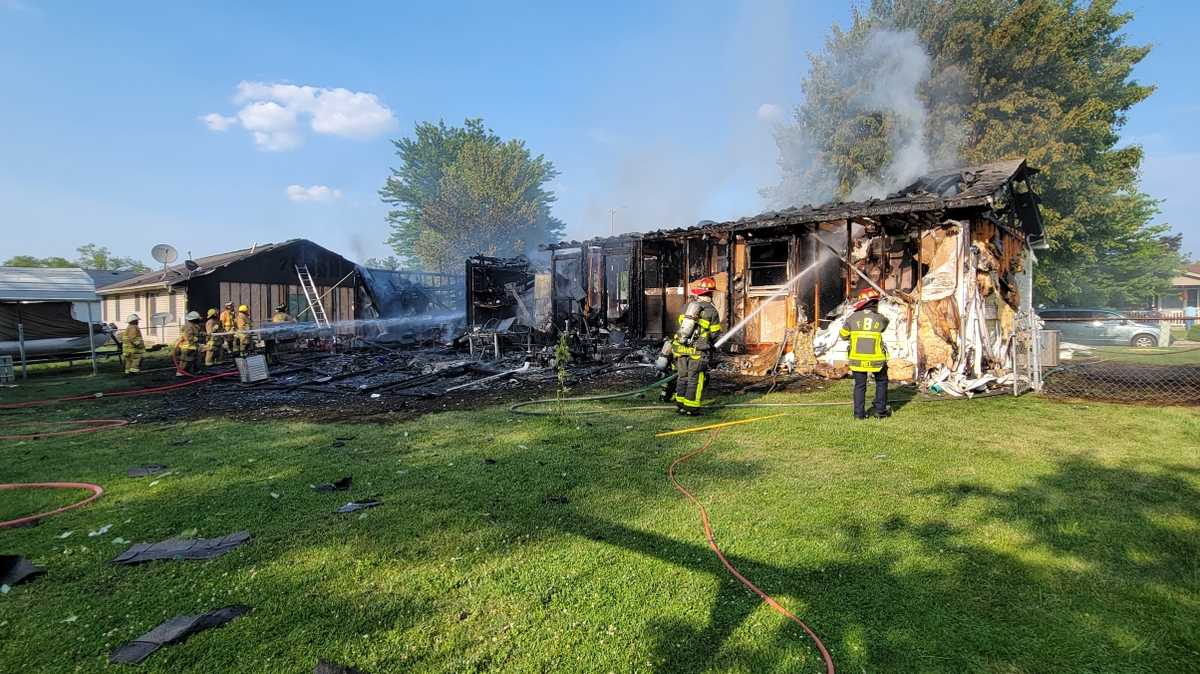 Batesville firefighters extinguish fully involved house fire