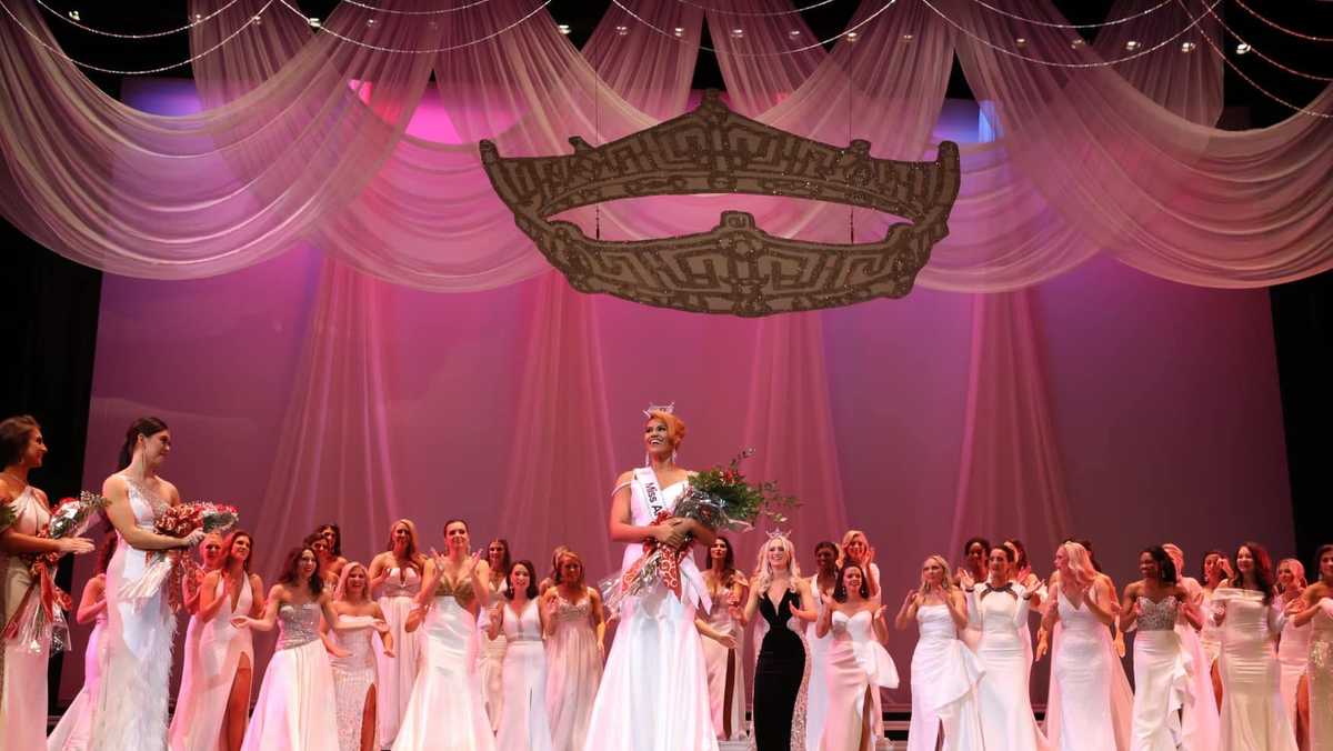 Brianna Burrell looks to her Miss Alabama 2023 goals