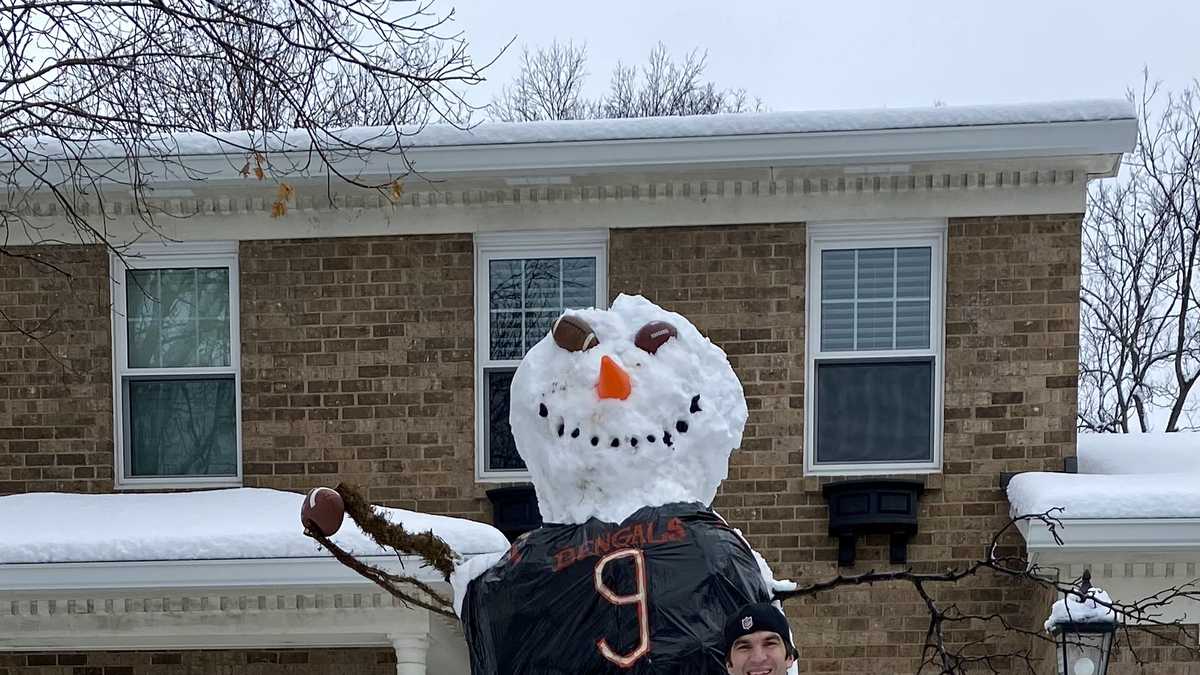 Snow Burrow: Bengals fans use Sunday's snow to show team spirit