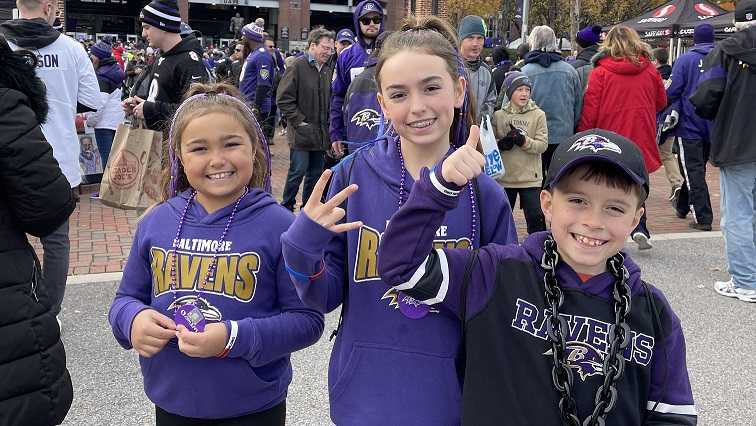 Ravens fans, we want to see your photos