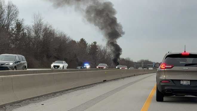 Lanes reopening after vehicle fire reported on I-71 south in Montgomery